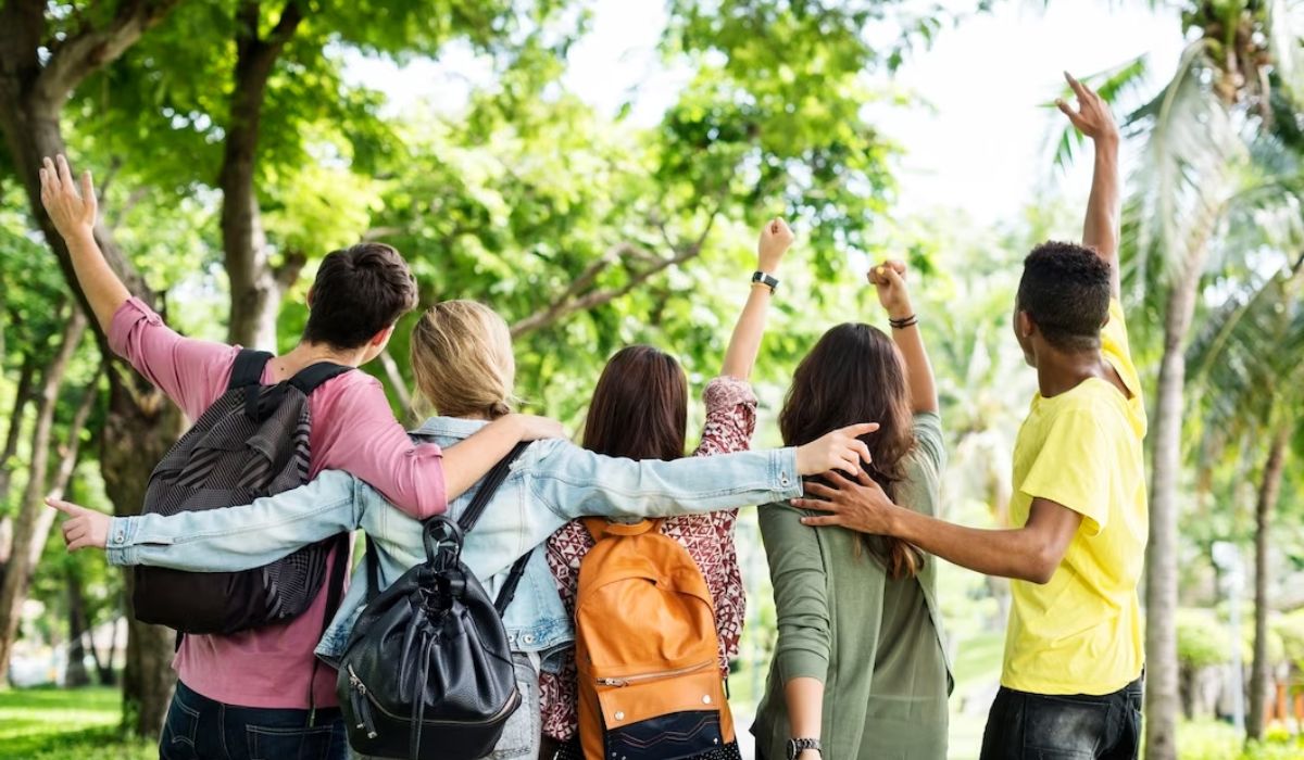 Top Bible Verses About Friendship And Companionship To Explore The ...